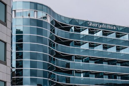 Найбільший криптоорієнтований банк Silvergate на межі банкрутства — аналітика. Читайте на UKR.NET